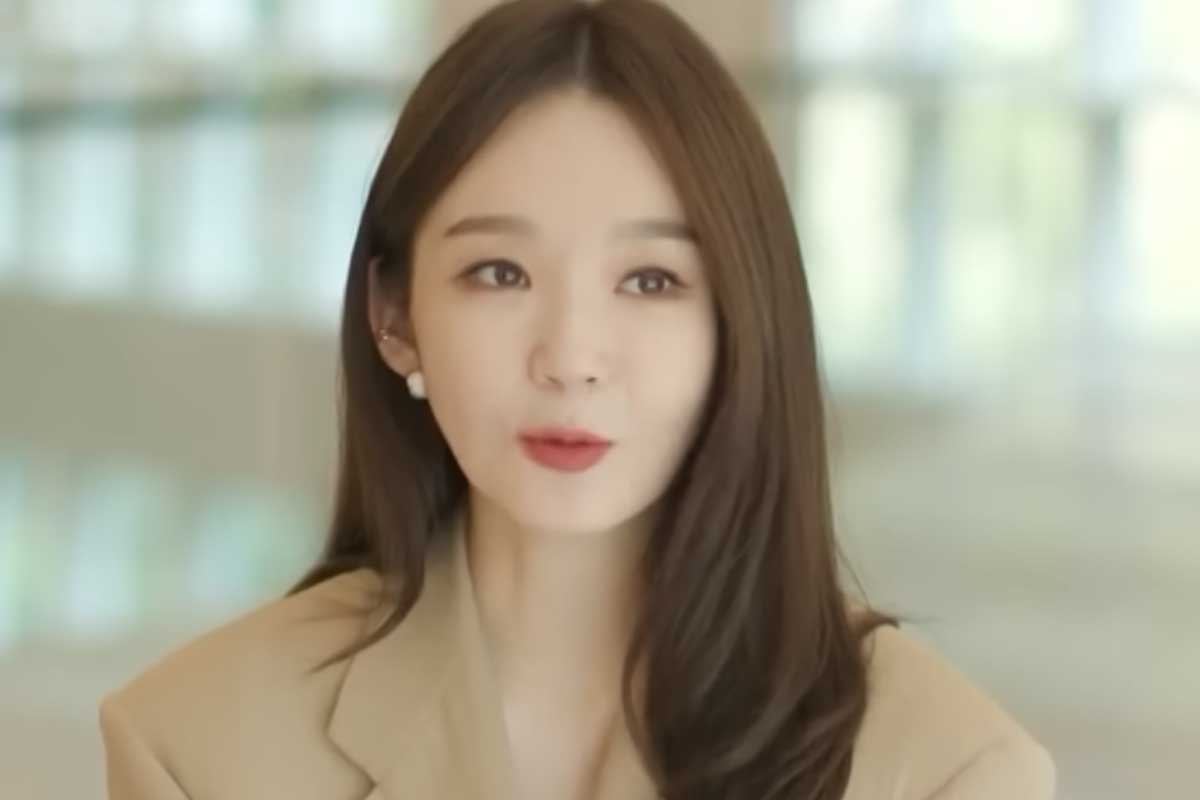 Finalmente… Kang Min-kyung, 35, faz uma declaração emocionada.