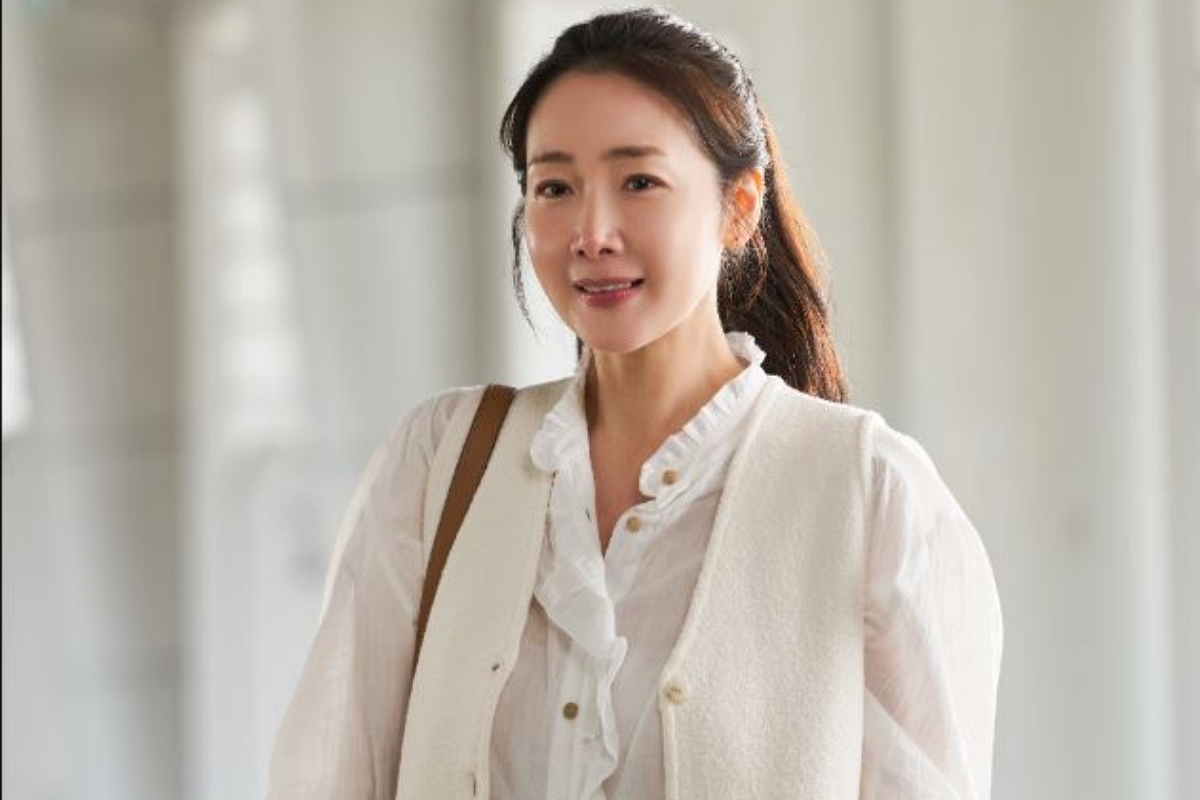 배우 최지우, 민주당 의원과 깊은 관계...